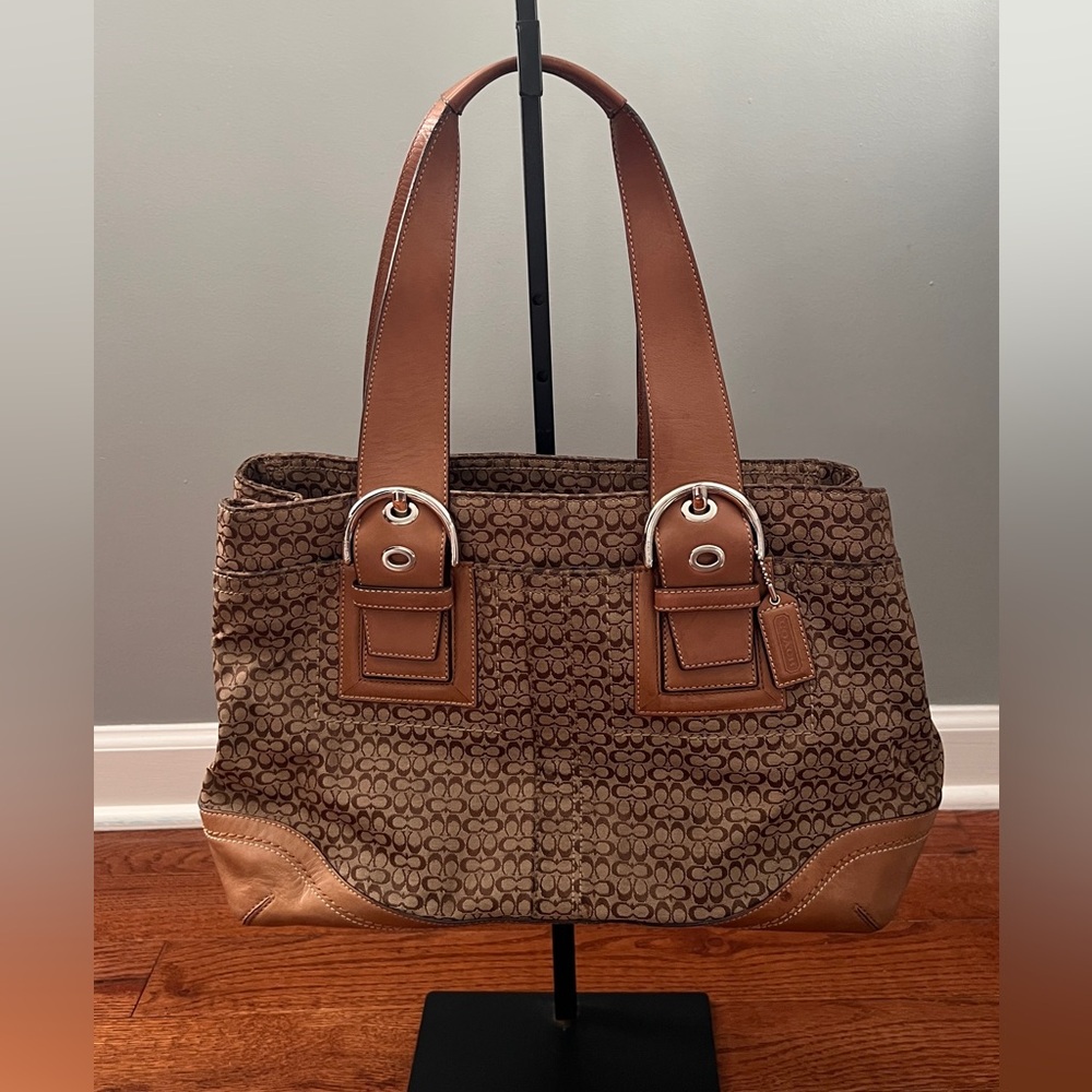 Coach Soho Signature Tote Medium Bag - Gem